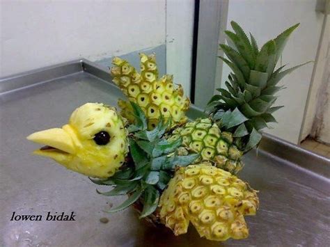 Creative Design Using Pineapple Work Fruit And Vegetable Carving