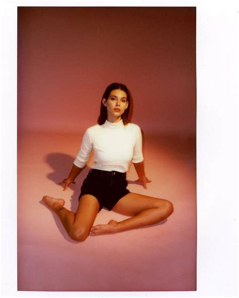 Laneya Graces Feet