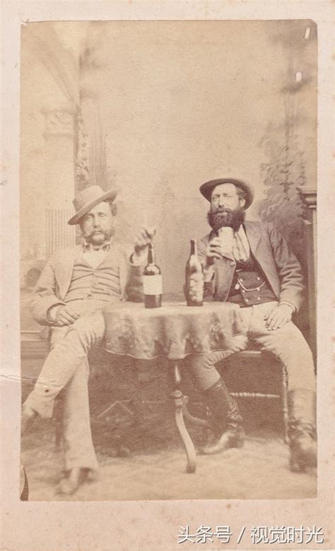 百年前人們喝酒的老照片 每日頭條