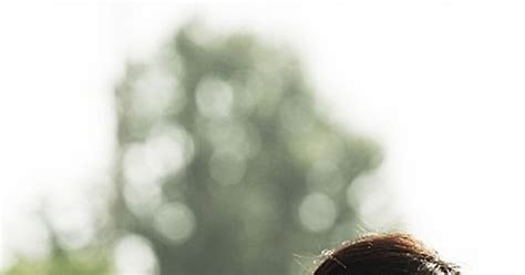 성실한나라의앨리스 이정현 18세 꽃잎 넘어선 광기 어떨까