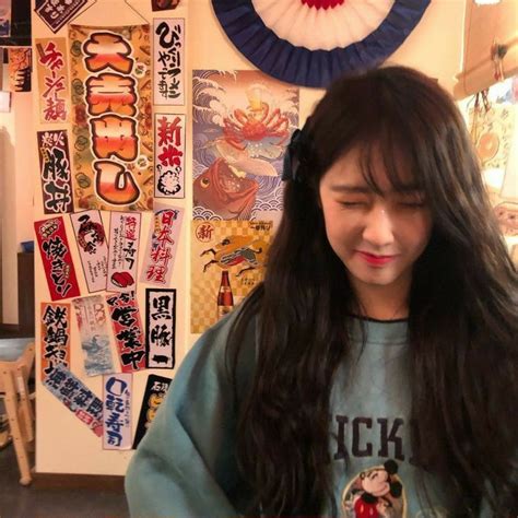Pin Di Aesthetic Girl