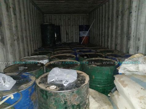 අපිරිසිදු පොල්තෙල් ප්‍රවාහනය කළ දෙකක් මාට්ටු Lankadeepa Online