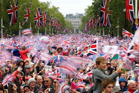 Queen Elizabeth Iis Jubilee Celebrations Through The Years Cnn