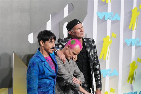 Photo Anthony Kiedis Flea And Chad Smith Of The Red Hot Chili