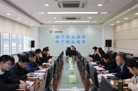 济宁市人民政府 热线工作 4月12日市住建局局长刘春光接听政务服务便民热线