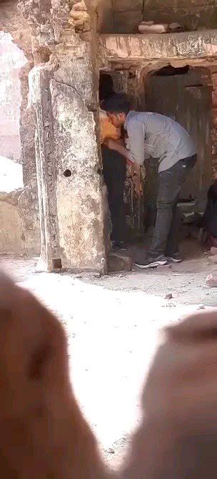 Naughty Couple Bunk College Fucking In Old Building Desi Old Videos HD SD DropMMS