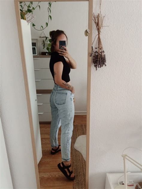 Mom Jeans Outfit Artofit