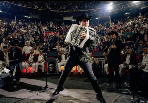 Alfredo Olivas en CDMX cuánto cuestan sus boletos para su concierto Infobae