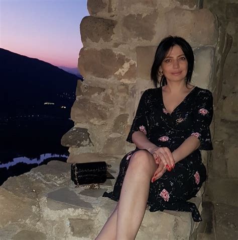 Meko Gelashvili Sinéad Oconnor ზე ბიოგრაფიულ ფილმს Facebook