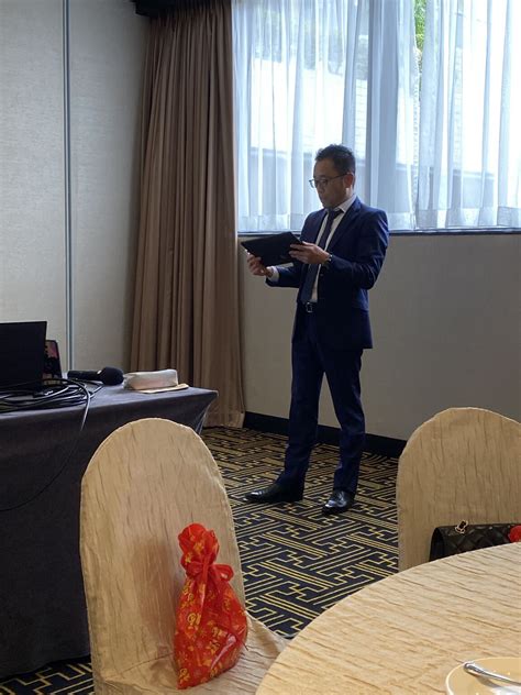 De Ming Chong Posted On Linkedin