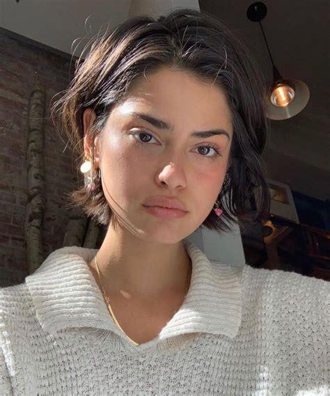 Pin Af 강은정 På 단발헹ㅓ Produkter Til Krøllet Hår Korthårsfrisurer Makeup