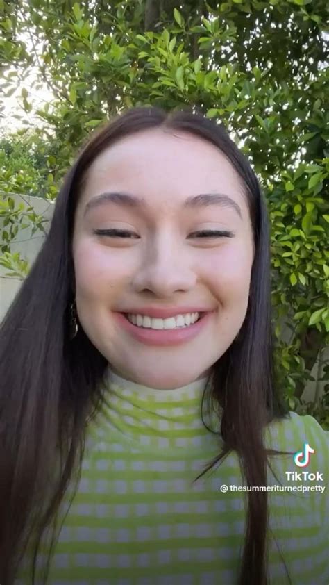 The Summer I Turned Pretty Turn Ons Best Friend Gifs Hottest Guy Ever