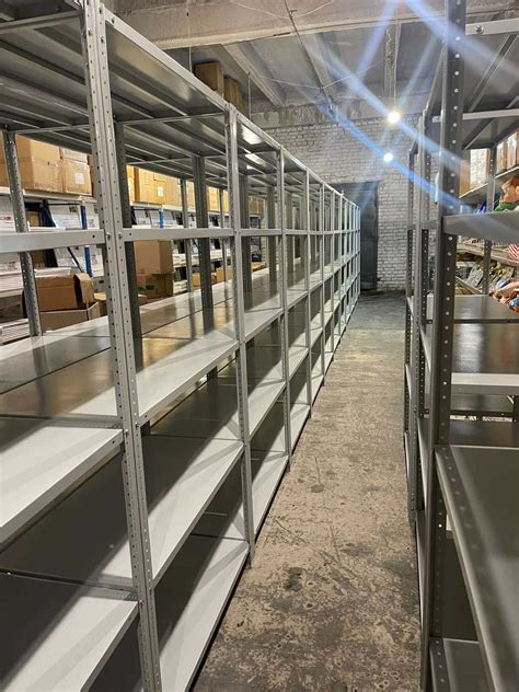 Стелажі для офісу дому складу 1 000 грн Торгово виставкове обладнання Київ на Olx