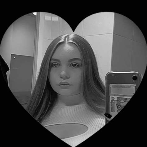 Annabelle Wilkinson Annabellewilkinson Threads Say More