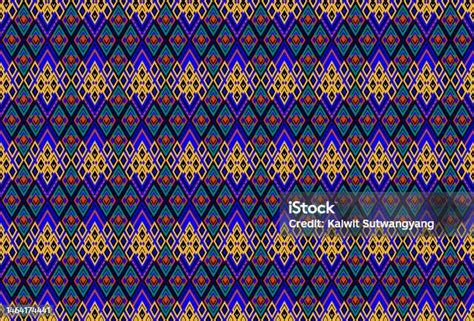 부족의 민족 직물 패턴의 개념은 의류 배경 첨단 기술 카펫 벽지 의류 포장 바틱 직물 벡터 일러스트레이션에 사용됩니다 자수 스타일 0명에 대한 스톡 벡터 아트 및 기타