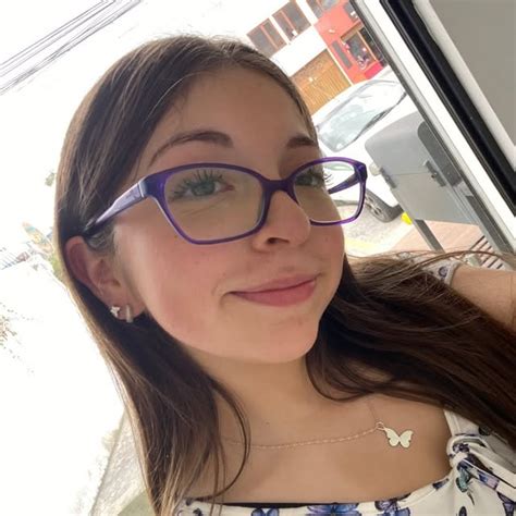 Arlett Arlett Sf • Threads Say More