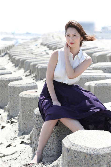 塩地美澄写真集《日本一のフェロモン美女アナと官能トリップ》高清全本[59p] 阿宅图库