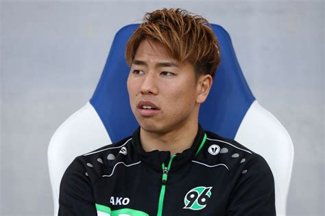 浅野拓磨、新天地パルチザン加入の金髪ショットに元同僚称賛 「ナイスヘアー」 フットボールゾーン