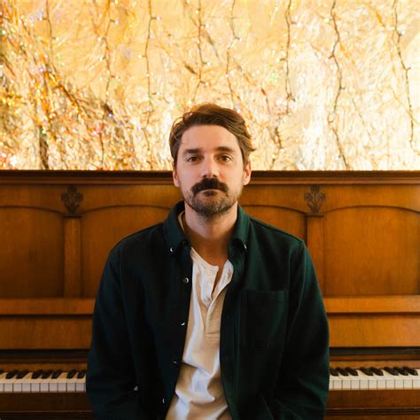 Full Rainbow Of Light Tim Baker