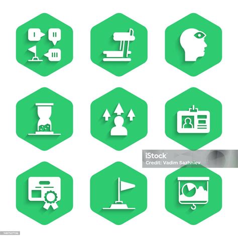 프론트 엔드 개발 깃발 차트가 있는 칠판 식별 배지 인증서 템플릿 오래된 모래시계 모래 남자 제3의 눈 및 계획 전략 아이콘을