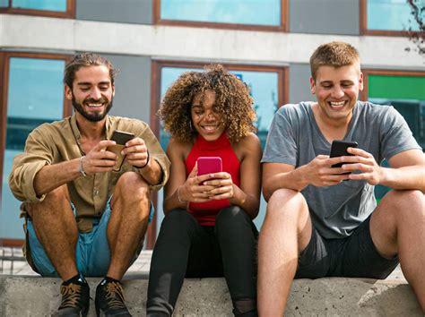 Many Young Adults In Us Get News From Influencers Engoo 每日新聞