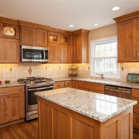 Best Kitchen Colors To Complement Maple Cabinets