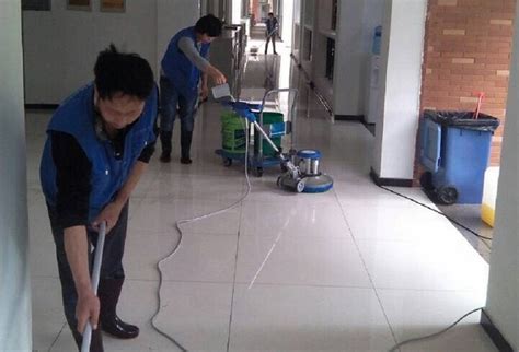 上海大学附属外国语中学防滑施工大中学校上海佳德丽防滑防护科技有限公司””地面防滑””防滑剂””防滑液””防滑产品””地面防滑招聘””上海防滑公司””专业地面防滑””专业防滑