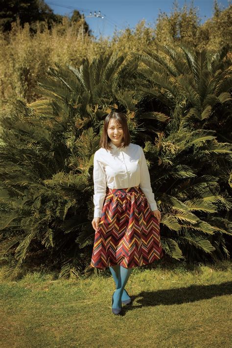 弥生みずき オフィシャルヌード写真集 柔らかな日差し 微图坊