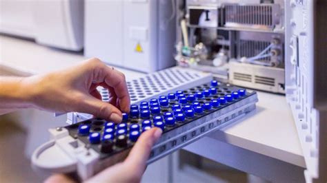 Scientists Measure Mass Of Individual Particles Using Ai Technology