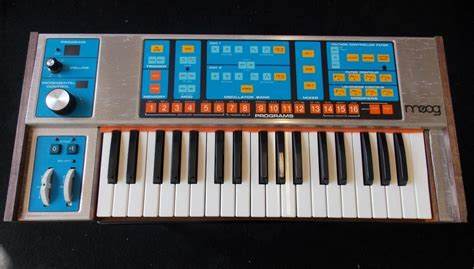 Matrixsynth Moog Source Synthesizer