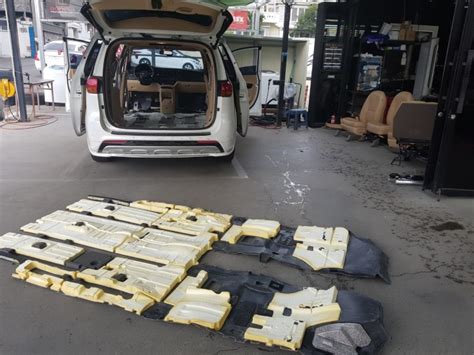 광주광택 유리막코팅 전문점 더크루광주 기아 카니발 플로어매트 탈거 실내크리닝 네이버 블로그