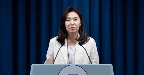 대통령실 질문하는 기자도 생중계…백브리핑도 ‘관계자 대신 실명보도