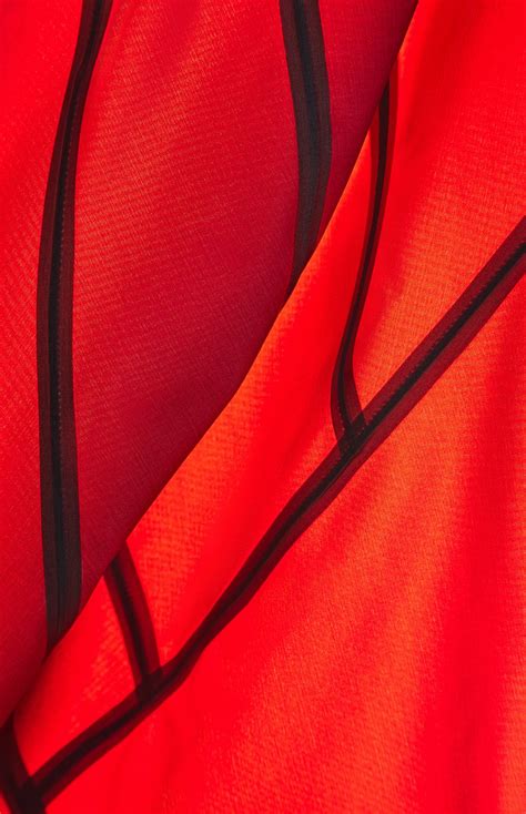 Obsessive Design Dynamic Seam Placement Arcteryx