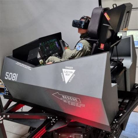 Łukasz Wójciński On Linkedin F 35 Fighter Jet Cockpit Simulator