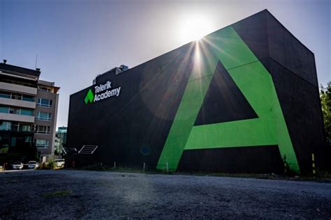 Приемът за ИТ обучения на Телерик Академия в Пещера се удължава до 25 октомври Peshteraprim