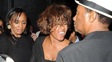 Whitney Houston Disheveled Disoriented In Last Photo Abc News