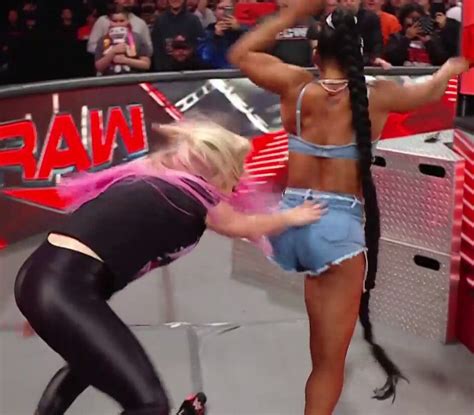 Alexa Bliss Nue Photos Porno Photos Xxx Images Sexe 4055711 Pictoa