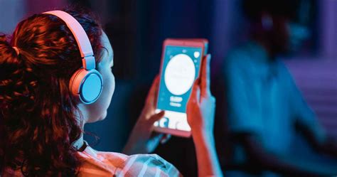 Radio Streaming App Development Using Azure Xamarin And C