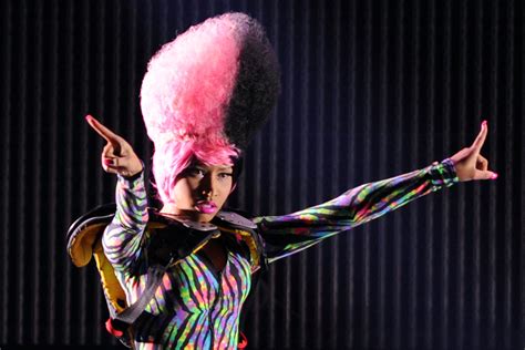 Nicki Minaj Balla Super Bass