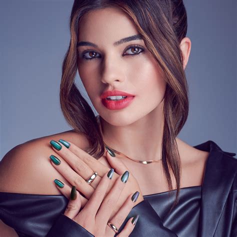 Glass Nails Kiss Usa