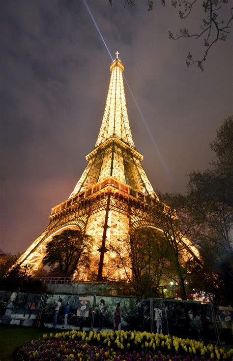Turnul Eiffel Planse De Colorat Desen Gratuit Pentru Turnul Eiffel