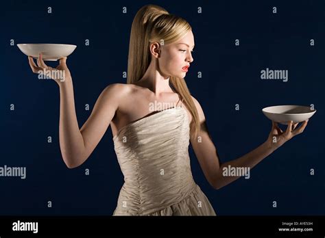 Waage Skalen Stockfotos Und Bilder Kaufen Alamy