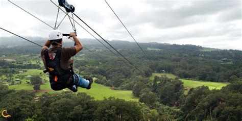 زیپ لاین نمک آبرود تجربه متفاوت پرواز در آسمان شمال ره بال آسمان
