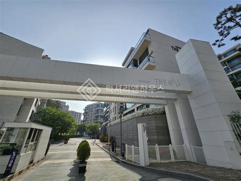 한남동 한남더힐 월세 74평형 구조 좋은 내부컨디션 깔끔한 매물 연립아파트 고급빌라