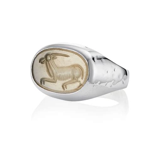 Lab148 кольцо печатка с инталией 20 5 кварц купить за 15 000 ₽ Alohagaia