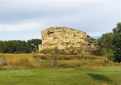 Discovering Pompeys Pillar National Monument Pulloverandletmeoutcom