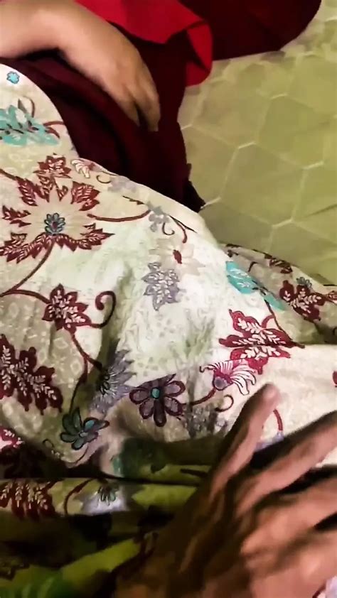 Red Kebaya Girl Sex In The Room Asian Porn Feat Aamiieyy XHamster