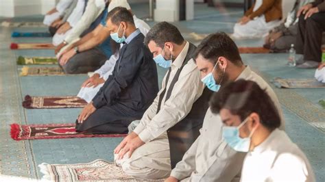 Eid Al Fitr 2021 Greetings How To Wish Someone A Happy Eid World