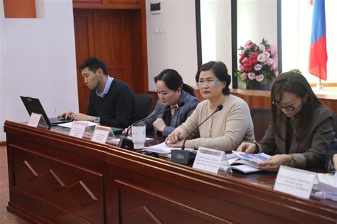 ГАЗРЫН БАГЦ ХУУЛИЙН ТӨСЛҮҮДИЙН ХЭЛЭЛЦҮҮЛГИЙГ ЗОХИОН БАЙГУУЛЖ БАЙНА