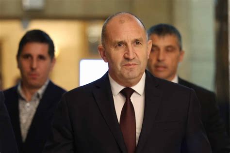 Радев отличи „ЕндуроСат“ с награда „Златна мартеница“ за високотехнологична иновативна компания